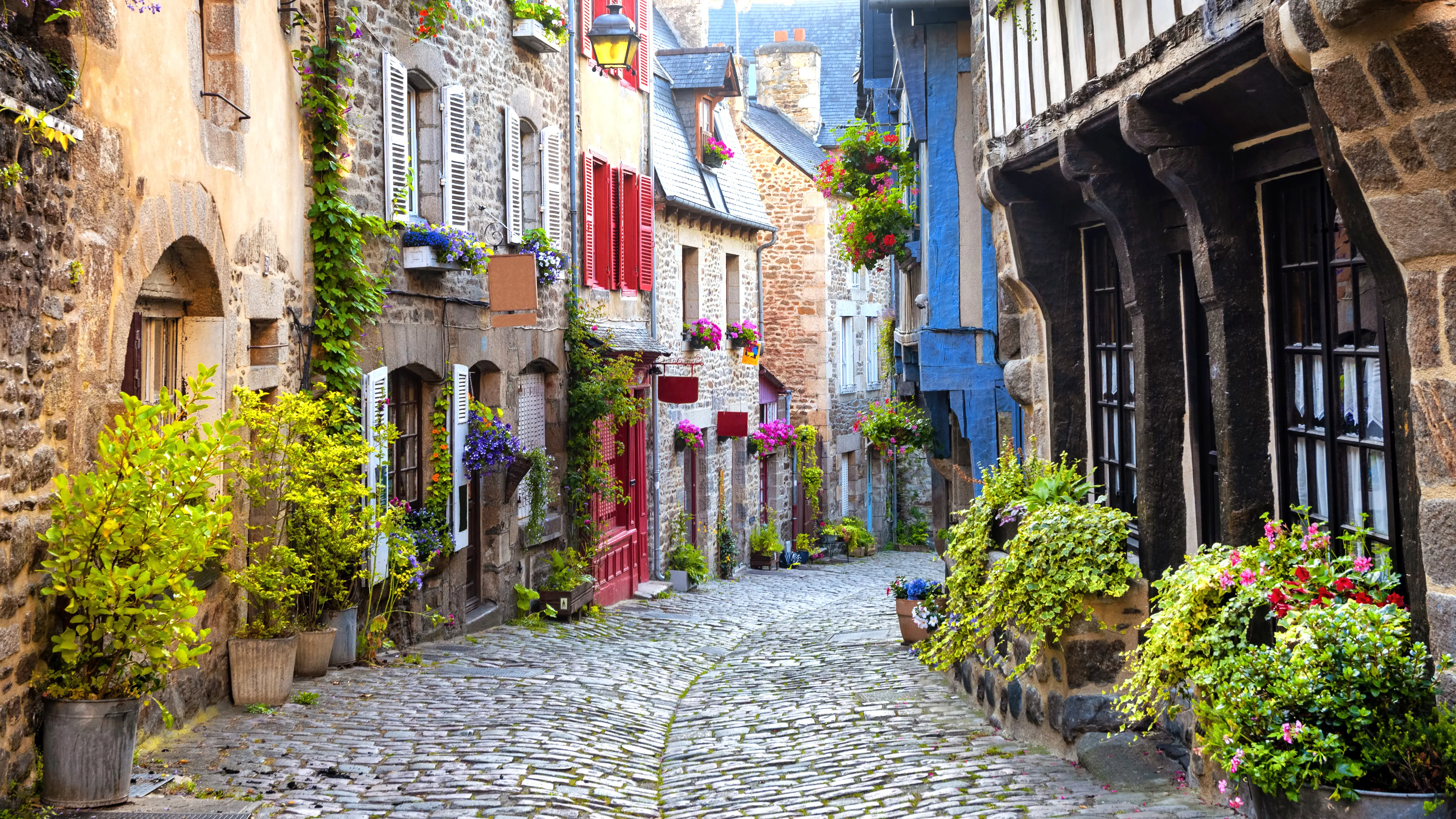 The French Property Market in Q1 2024 - Esales Overseas Property